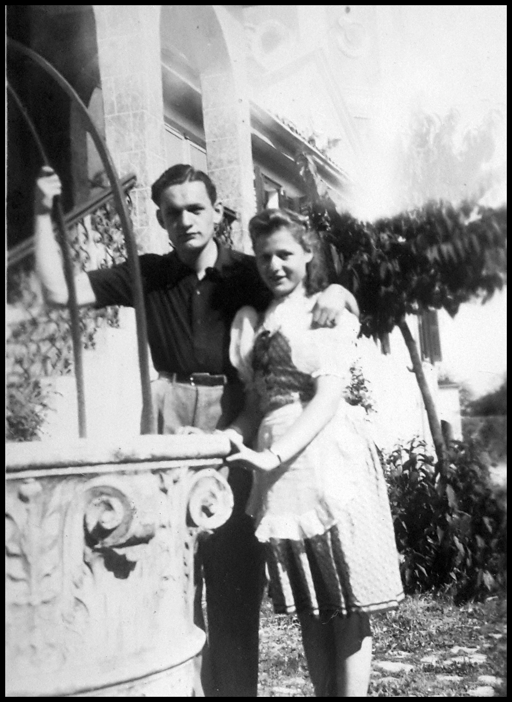 Kapidan Sander Gjon Marku | Familja e Kapidan Gjon Marka Gjonit